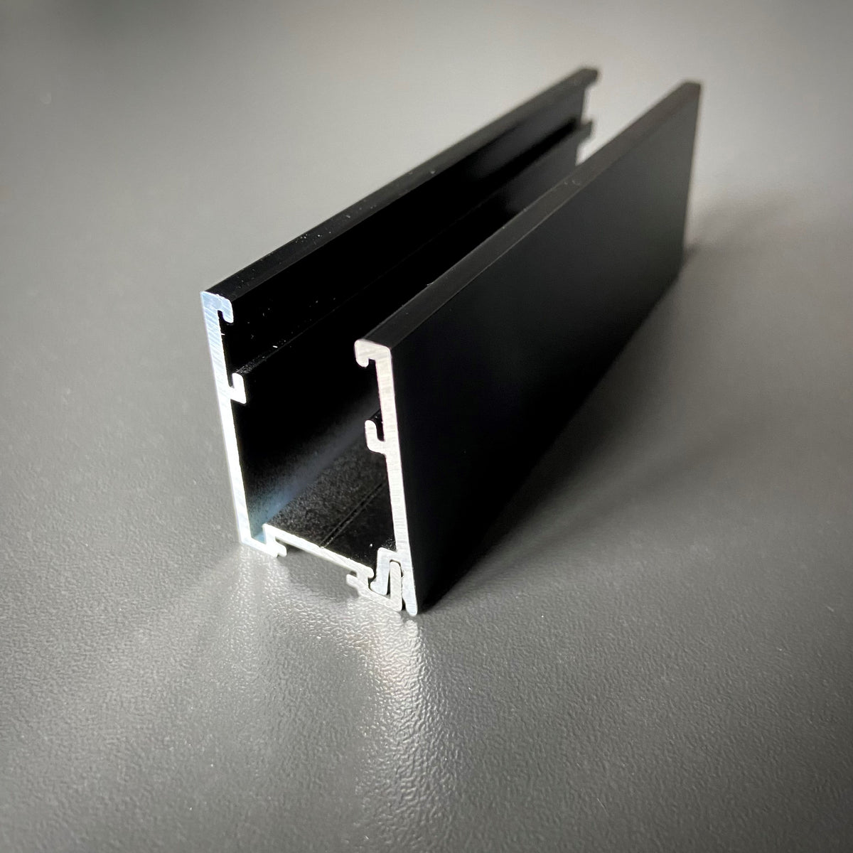 Partitioning Base Channel, 35mm Deep (SG) – QIC Direct